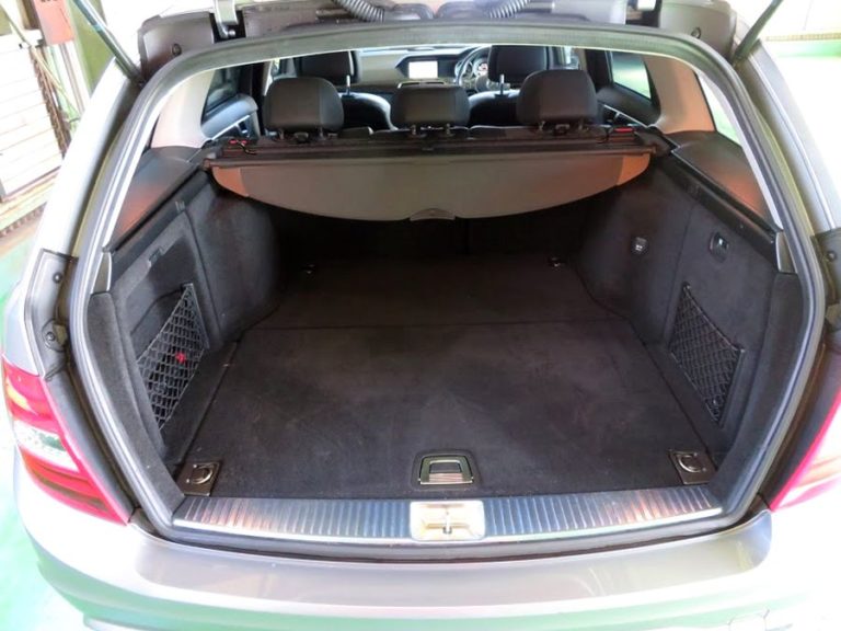 Mercedes-Benz C class wagon S204 - GT SPACE｜陸運局認証工場 中古GTカー 茨城